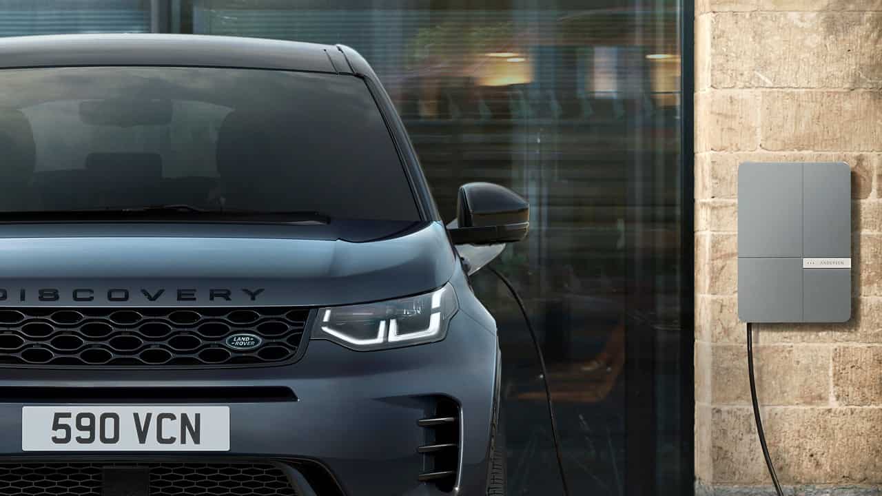 Range rover discovery sport hybrid store