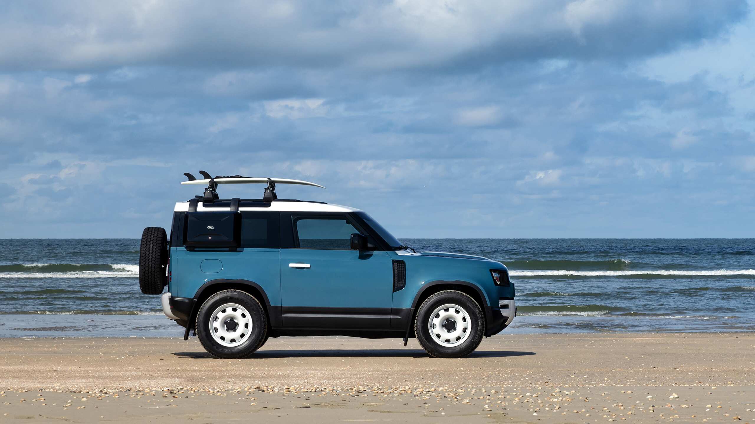 Explore Defender 90 2024 | Defender